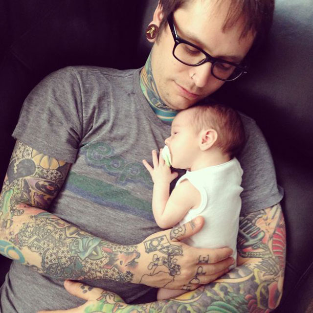 Top 25 des bébés avec leurs parents tatoués